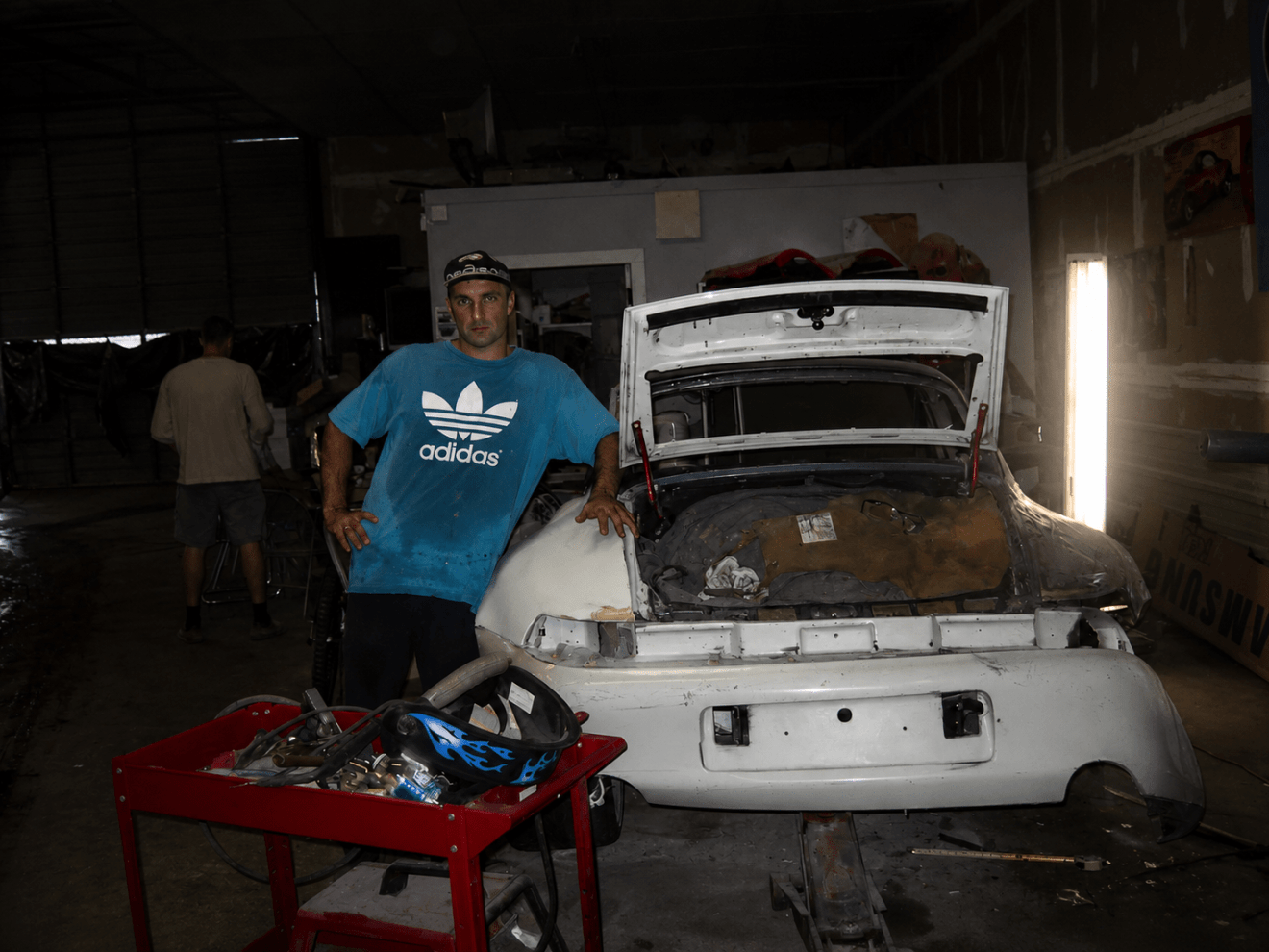 How I Converted a Wrecked 1982 Porsche 911 Into a 993 Turbo-Look ...